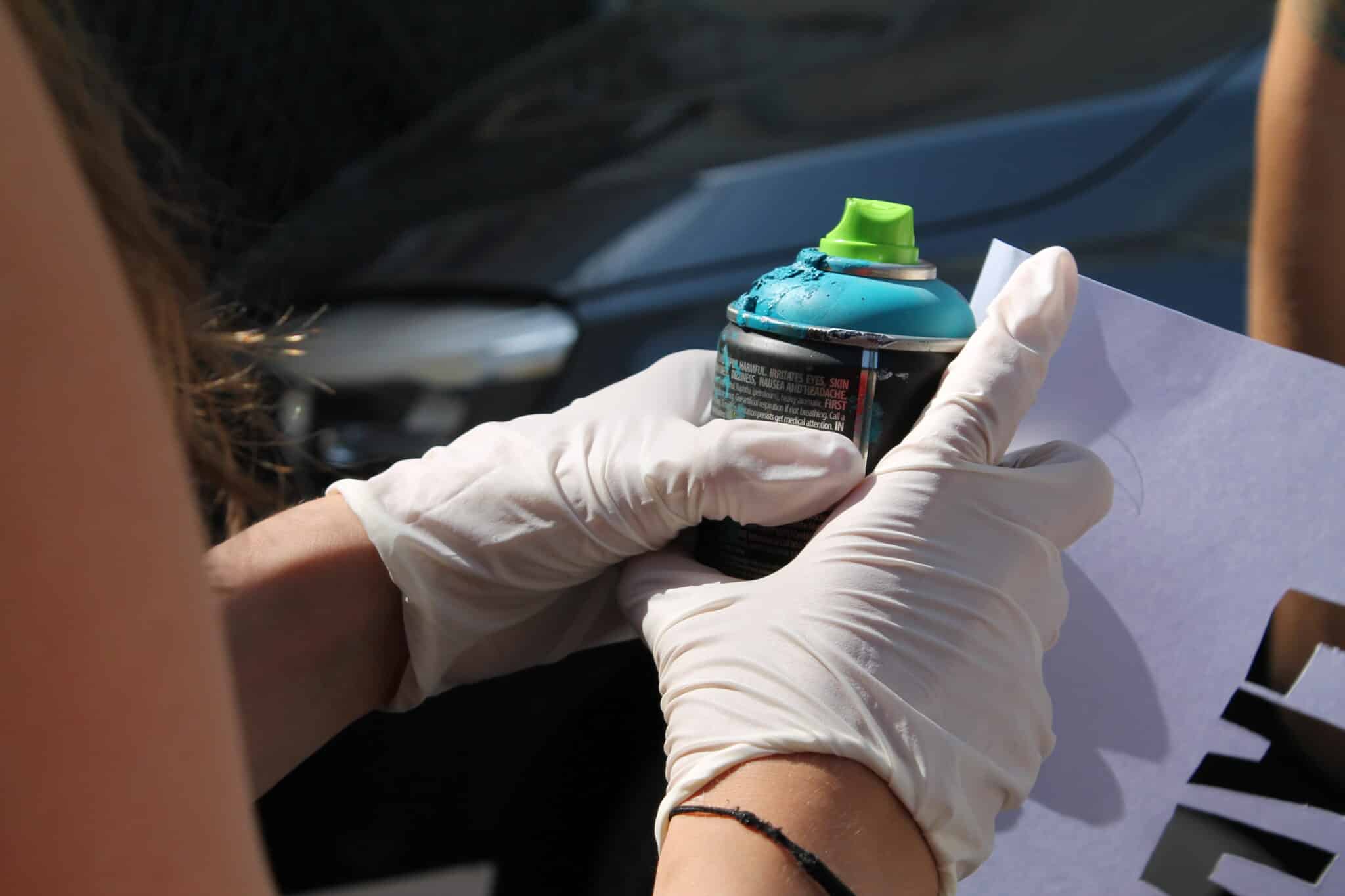 CHARACTER DESIGN & GRAFFITI AUF LEINWAND - ERWACHSENE — Kunstlabor 2